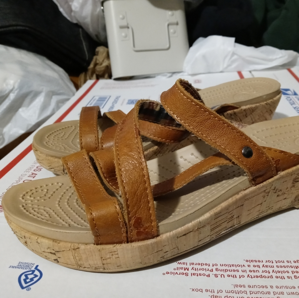 Crocs Women Wedge Sandals - Gem